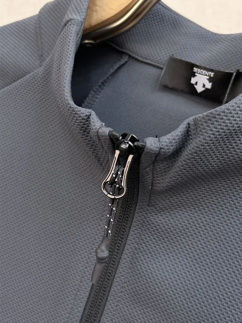 Indistinguishable Descente Outwear