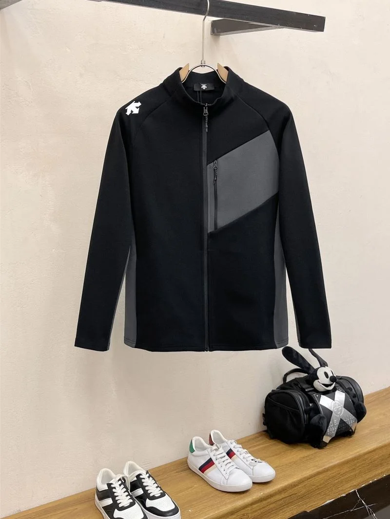 Descente Outwear