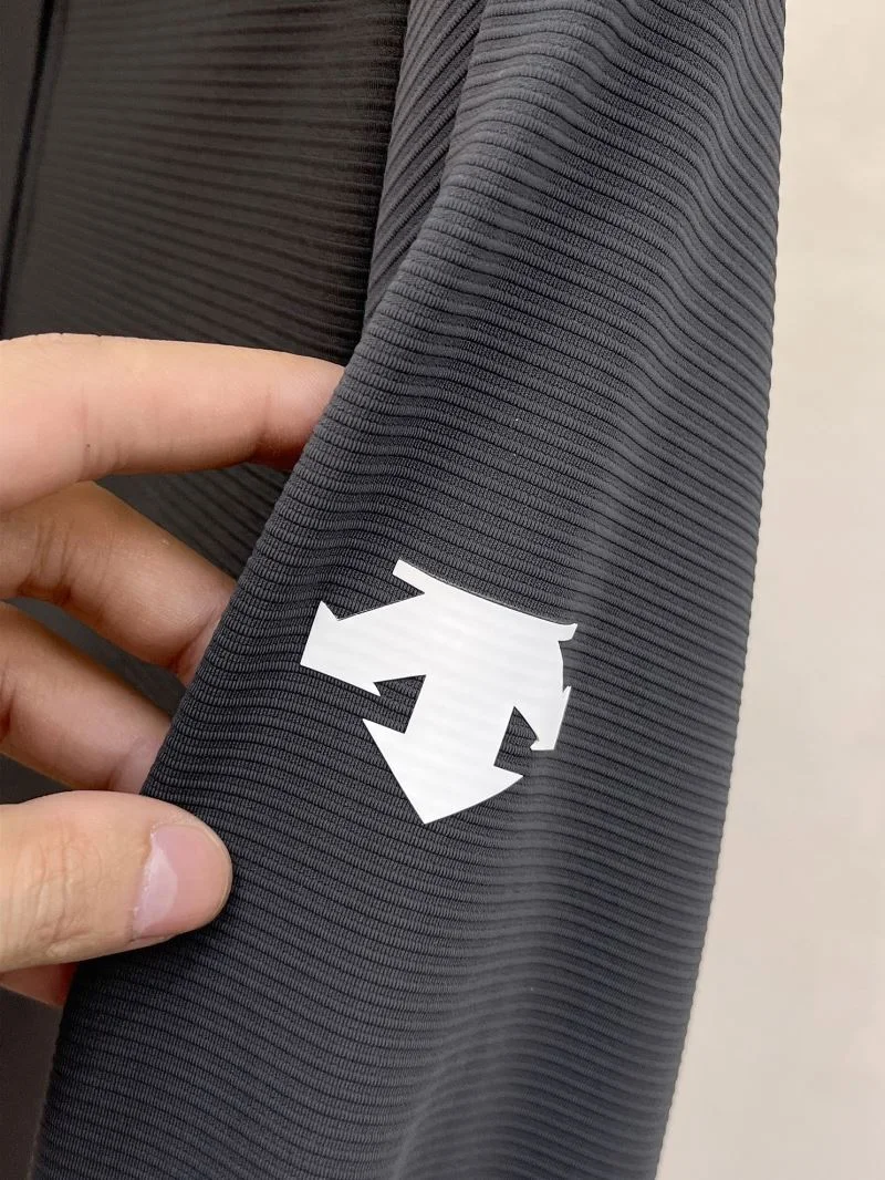 Legit Descente Outwear
