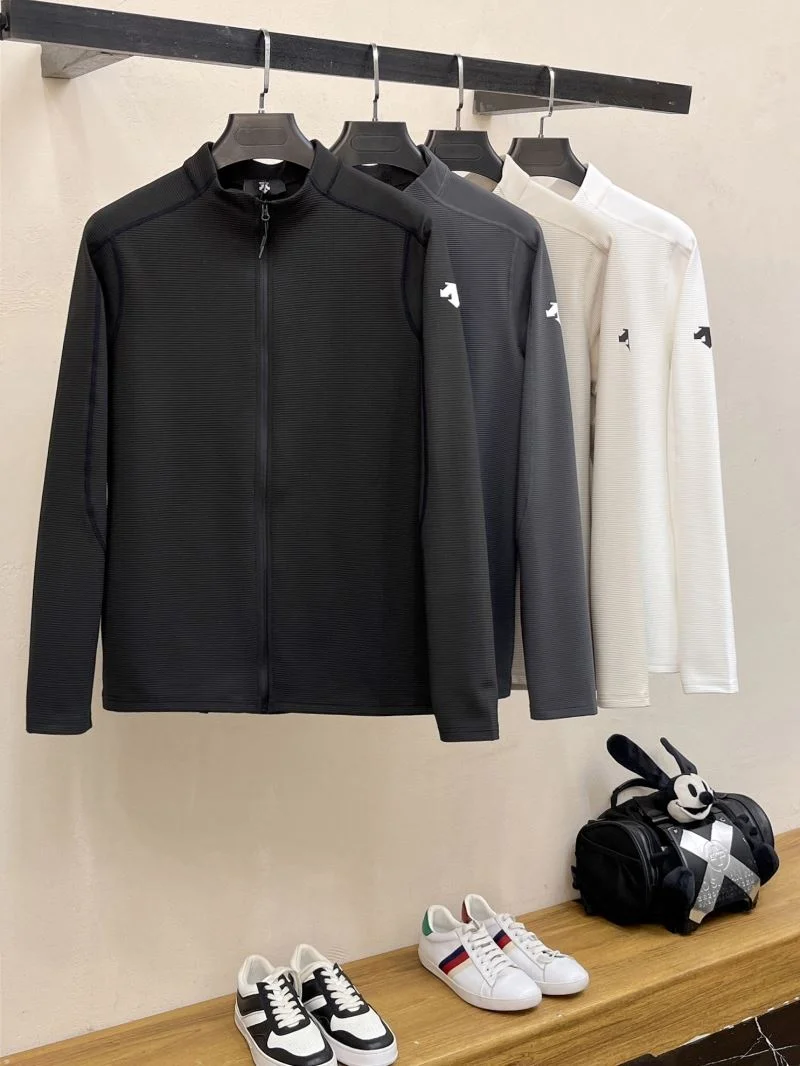 Accurate model Descente Outwear