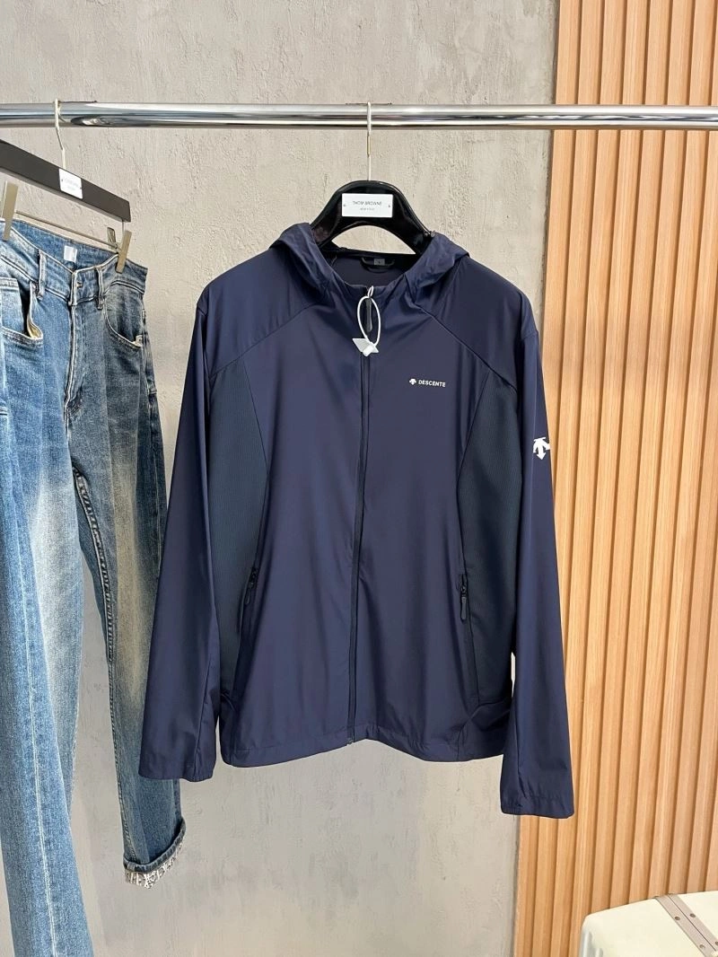 Descente Outwear