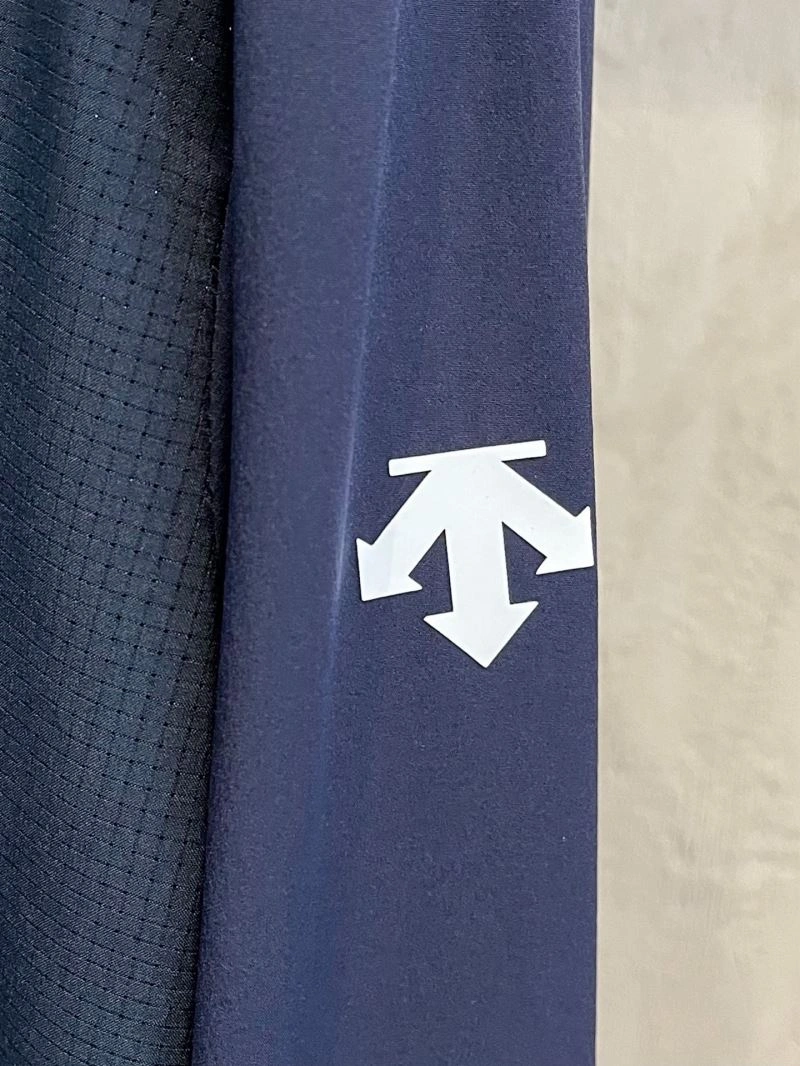 Mirror quality Descente Outwear