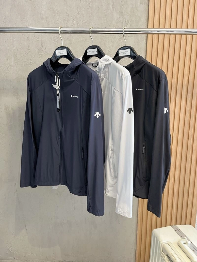 Descente Outwear