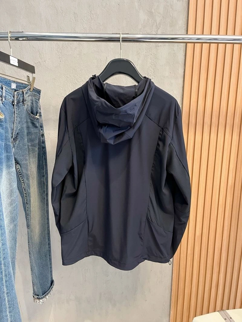 Factory-made Descente Outwear