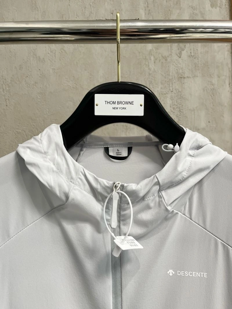 High fidelity Descente Outwear