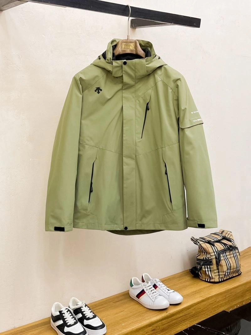 Descente Outwear