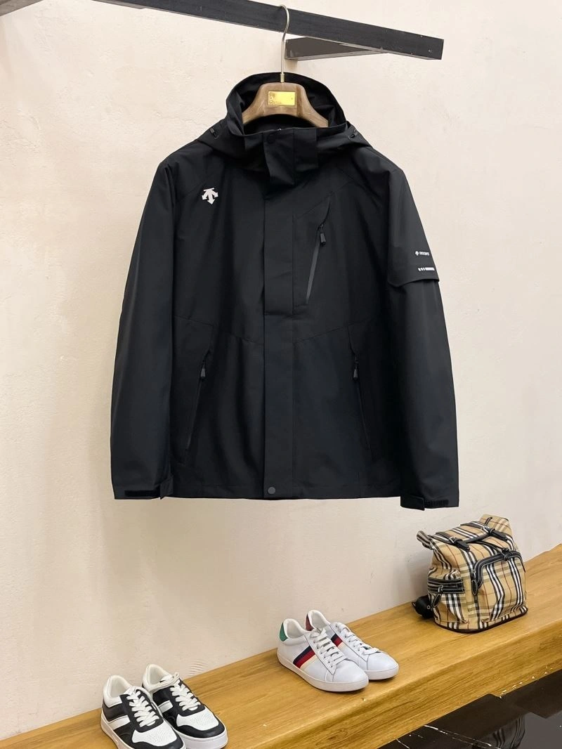 Descente Outwear