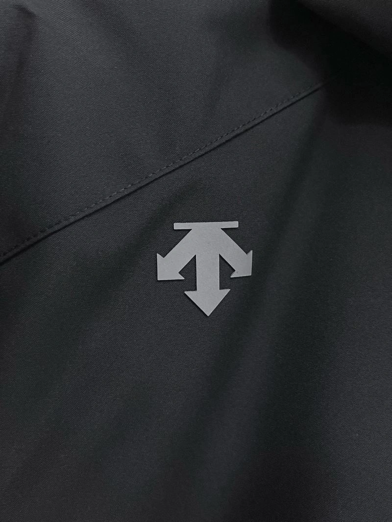 Brand-original Descente Outwear