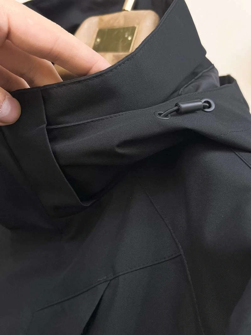 Brand-original Descente Outwear