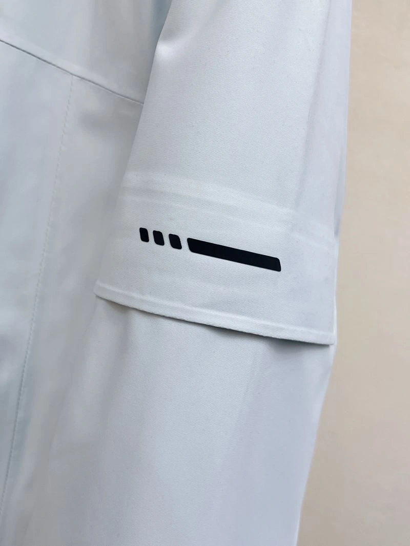 Factory-made Descente Outwear