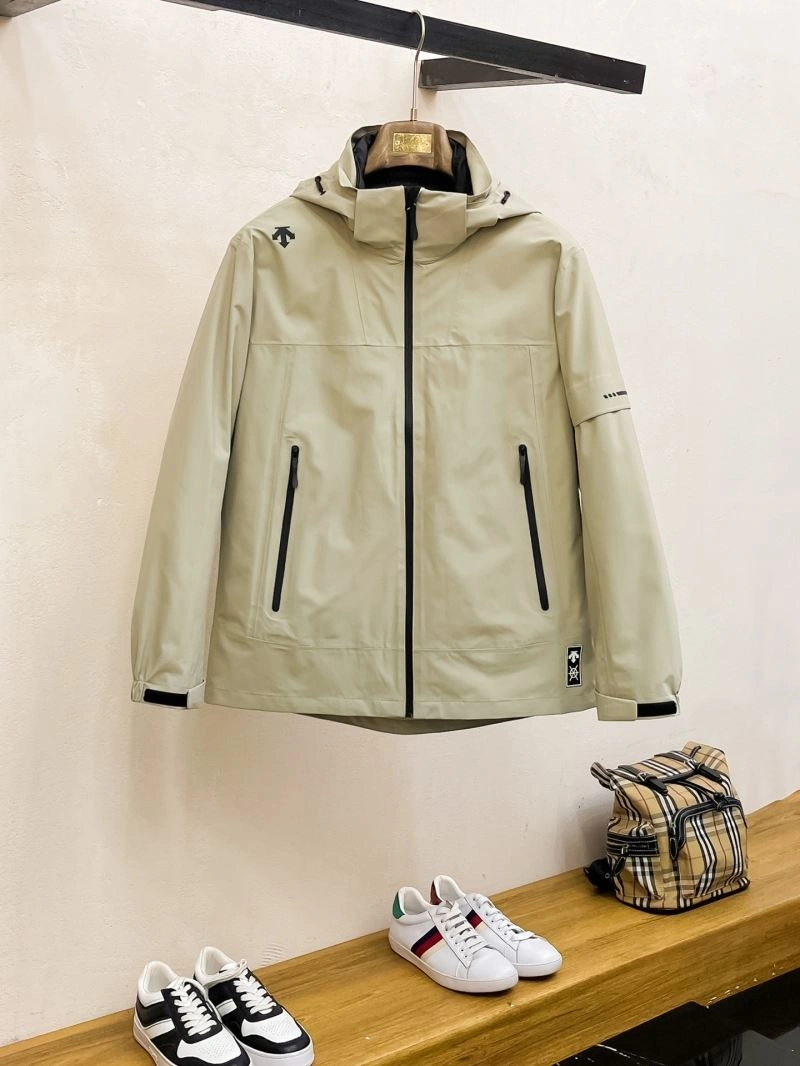 Descente Outwear