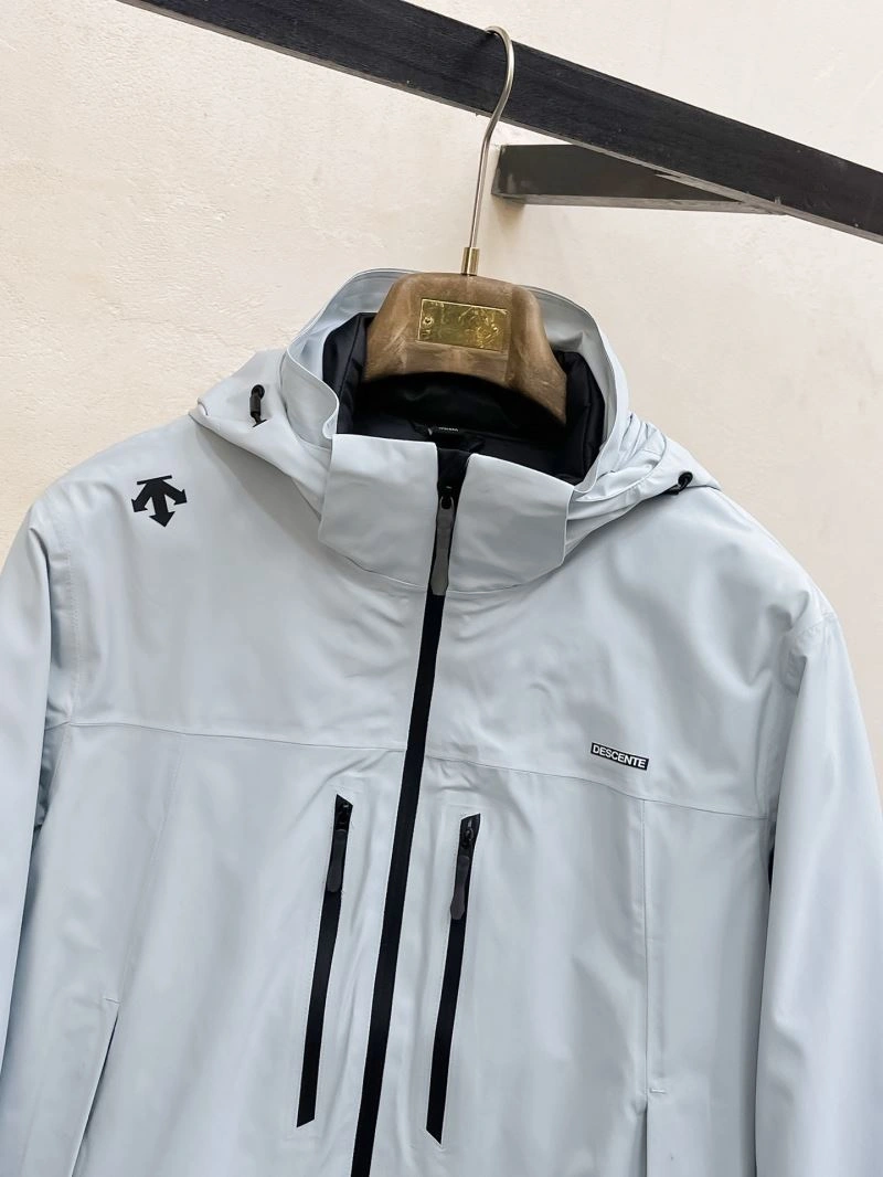 Brand-original Descente Outwear