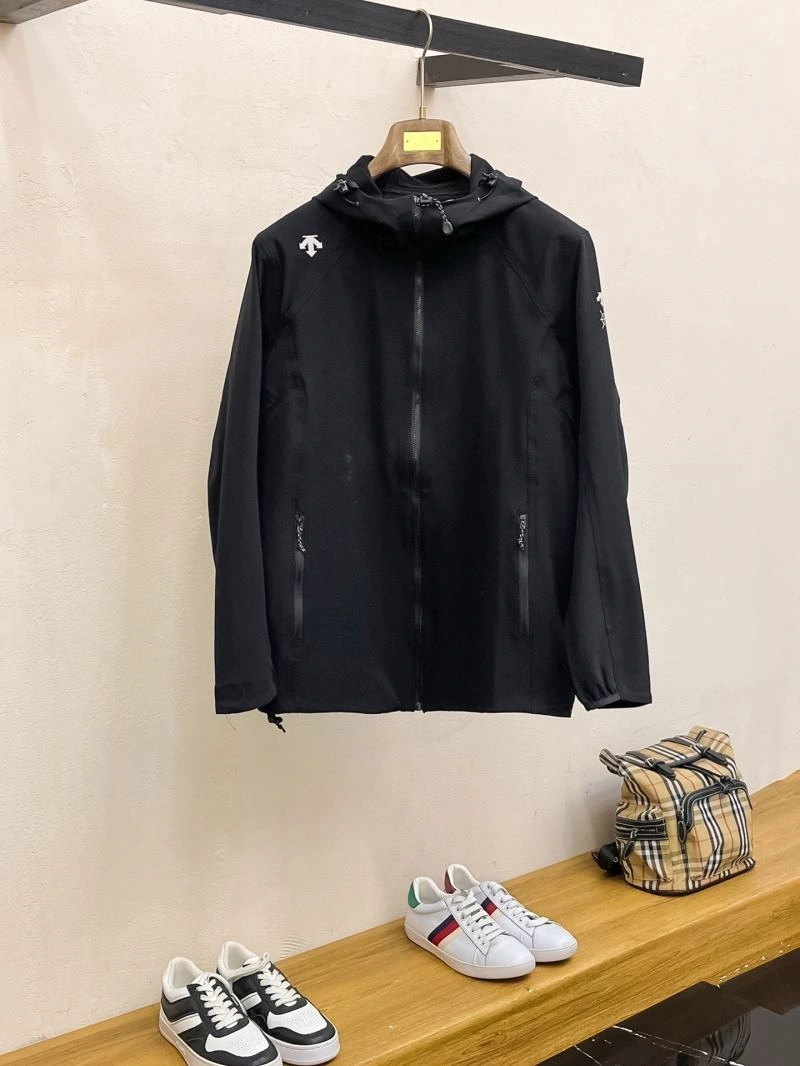 Descente Outwear