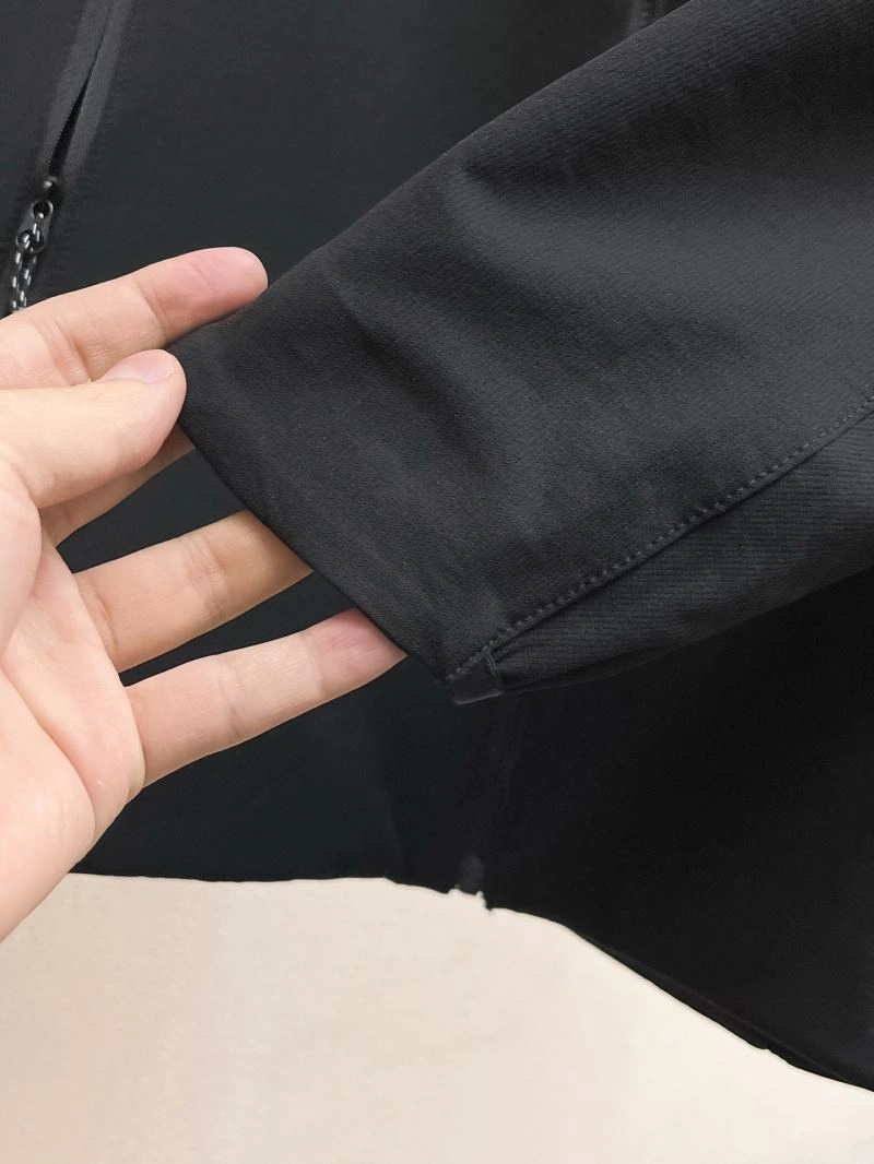 Legit Descente Outwear