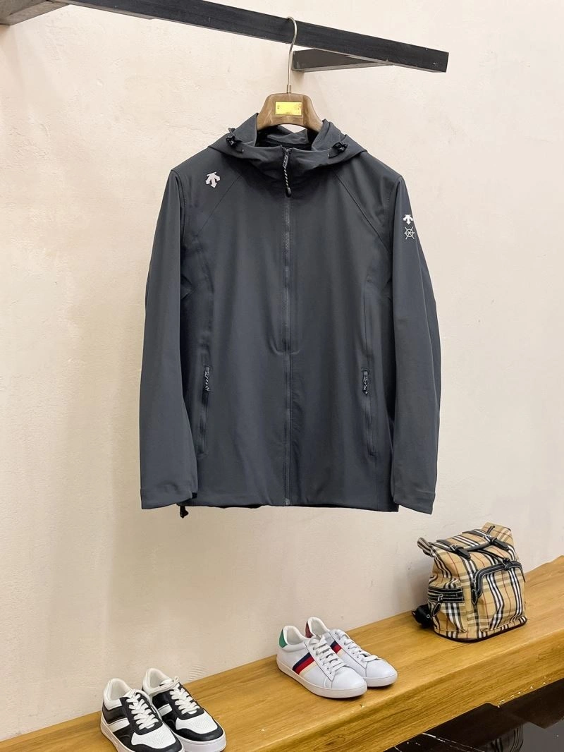 Descente Outwear