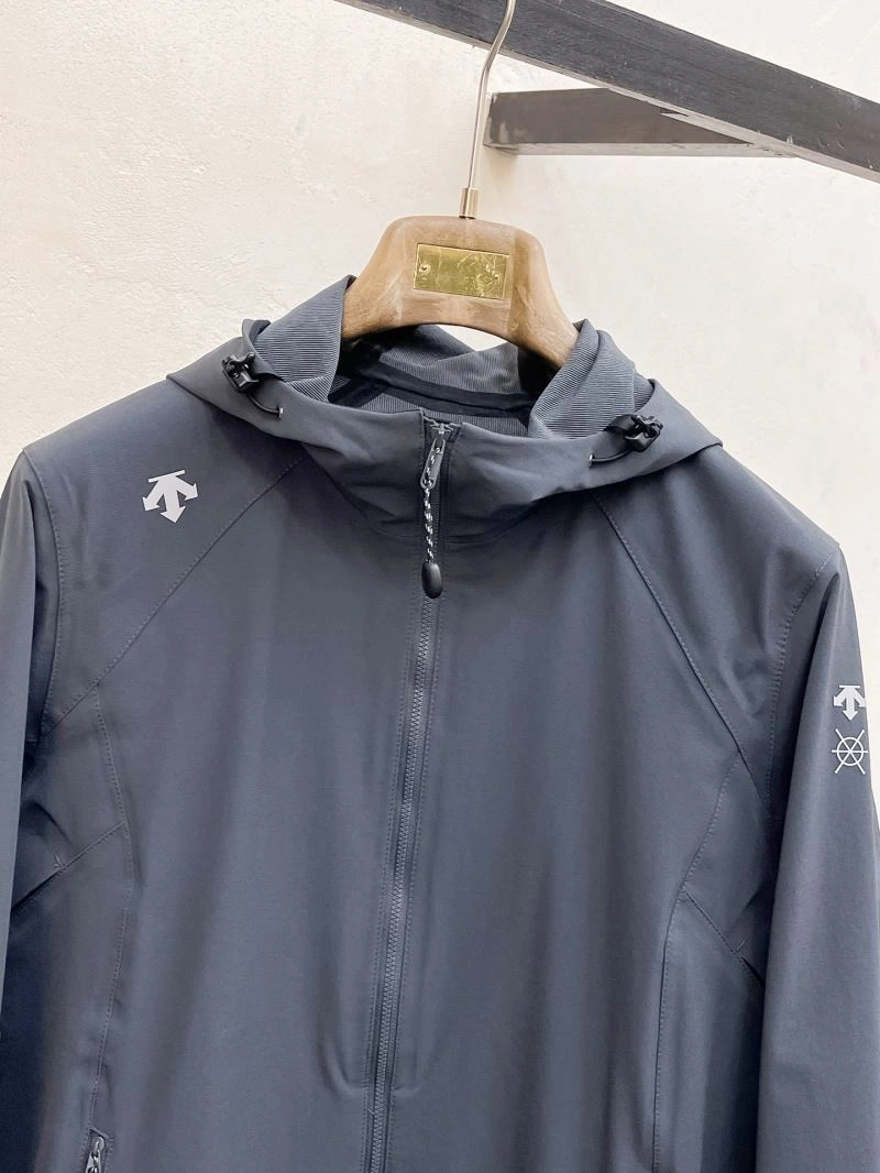 Perfect replica Descente Outwear