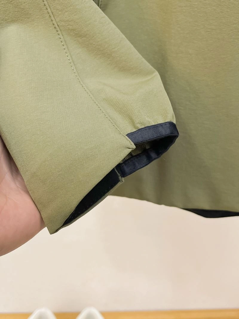 Genuine Descente Outwear