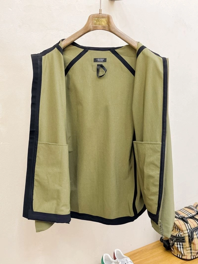 Genuine Descente Outwear