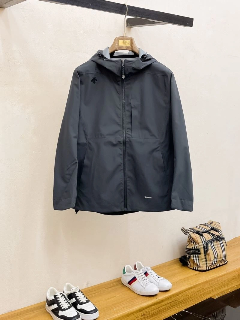 Descente Outwear