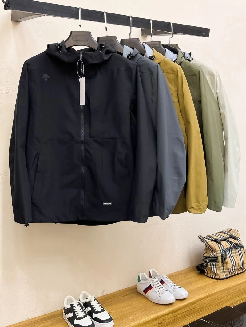 Real Descente Outwear