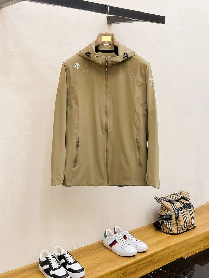 Descente Outwear