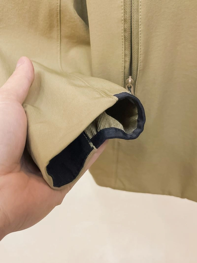 Low-cost Descente Outwear