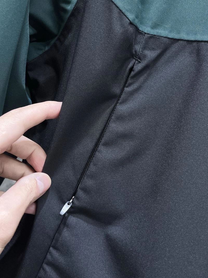 Top match Descente Outwear