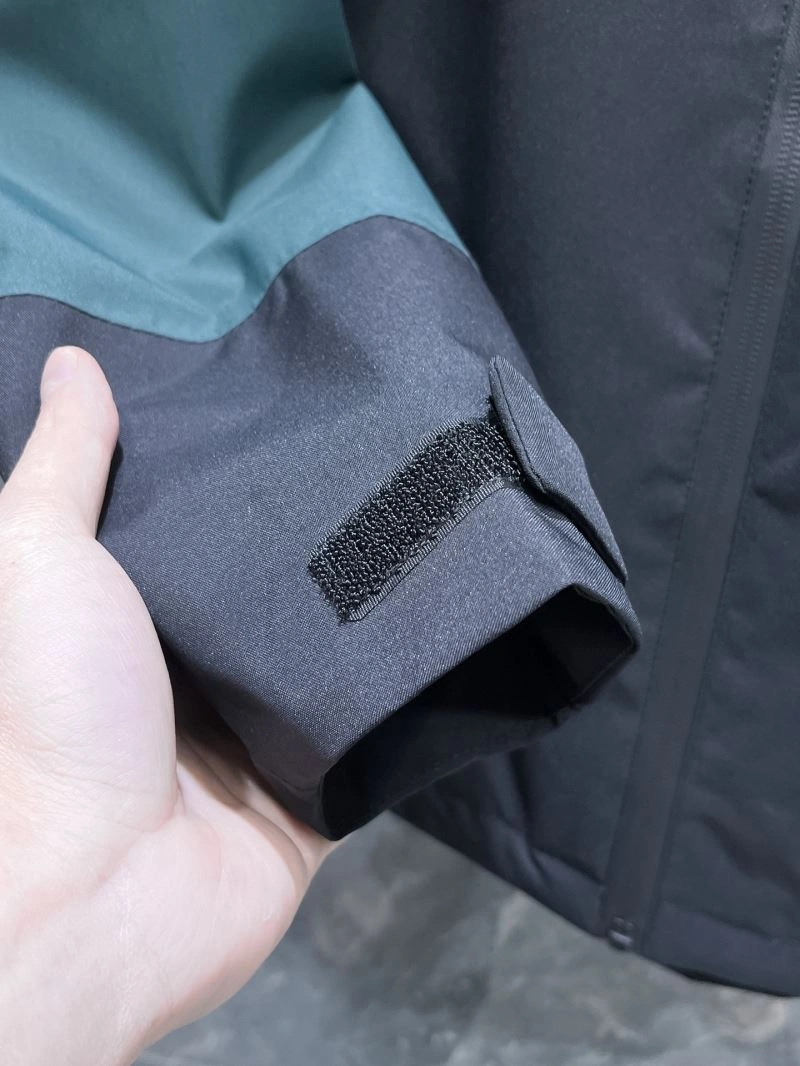 Top match Descente Outwear