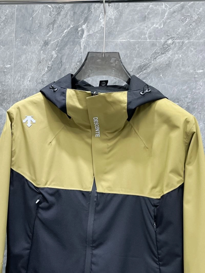 Top match Descente Outwear