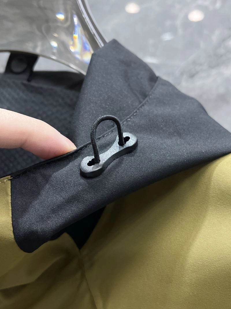 Top match Descente Outwear