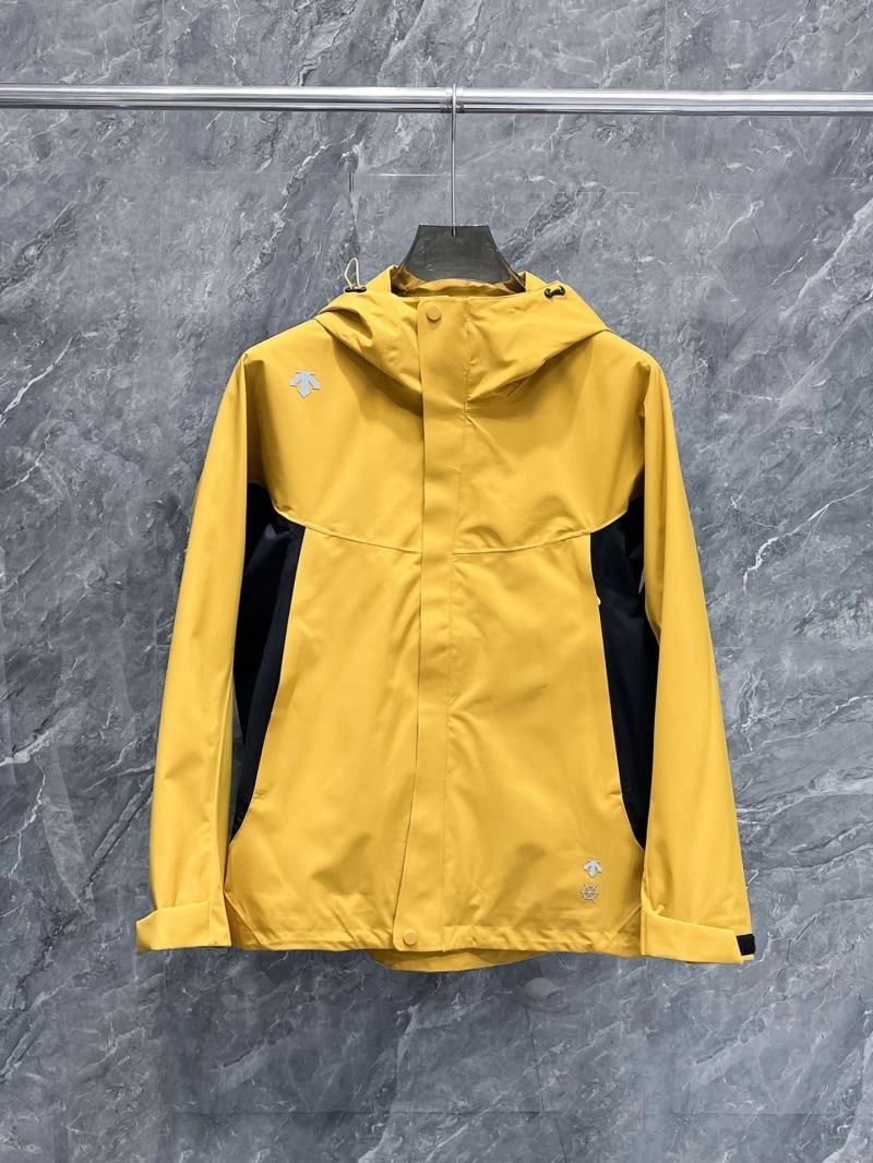 Descente Outwear