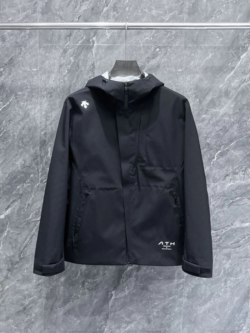 Descente Outwear