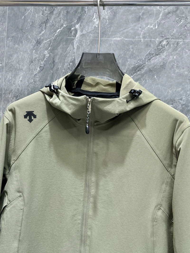 Brand-original Descente Outwear