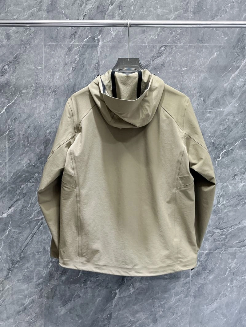 Factory-made Descente Outwear