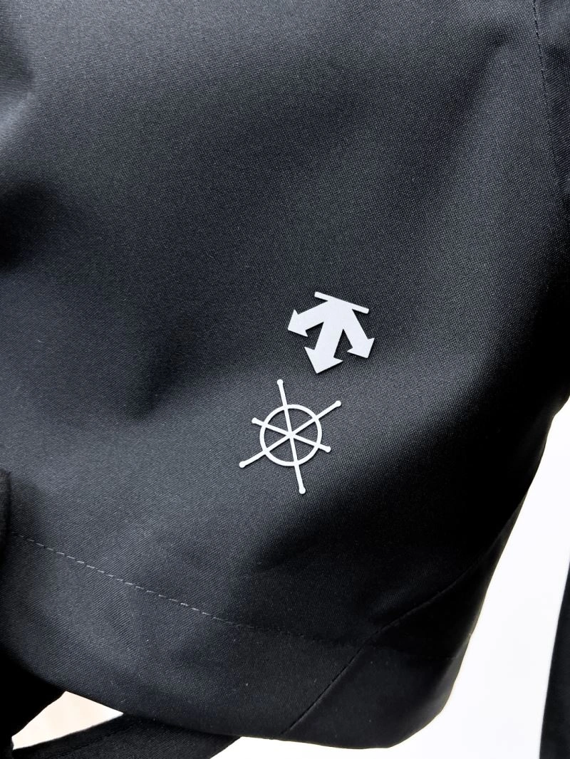 Brand-original Descente Outwear