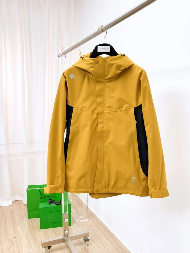 Descente Outwear