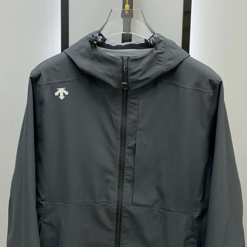 Original Descente Outwear