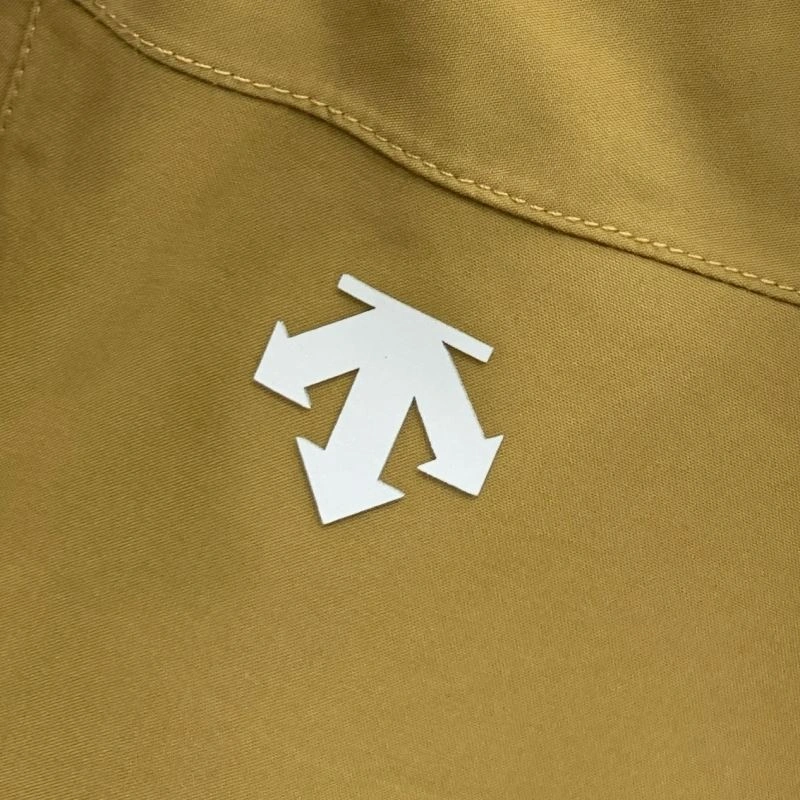 Bargain Descente Outwear