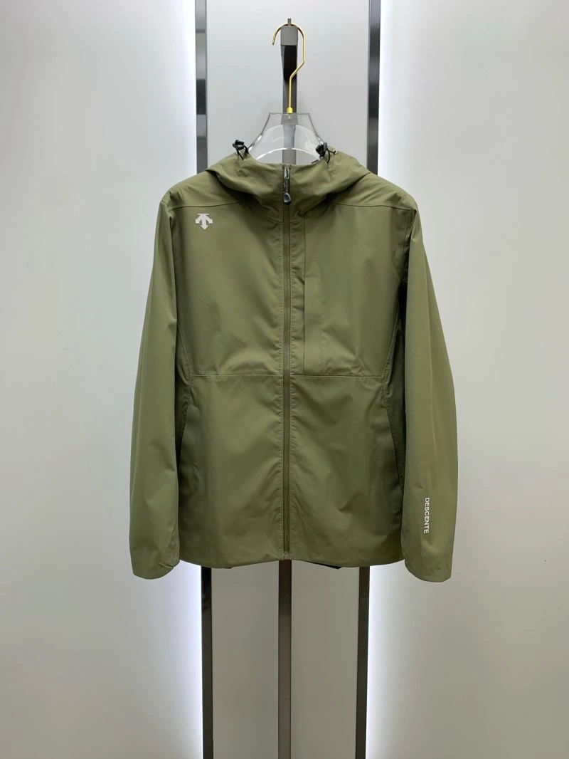 Descente Outwear