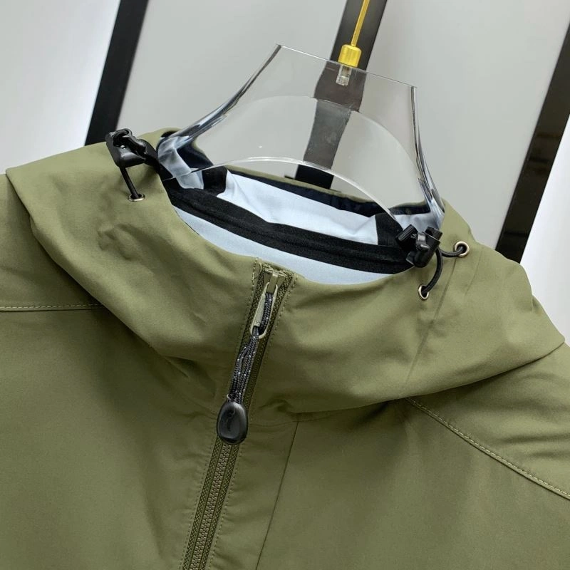 Genuine Descente Outwear