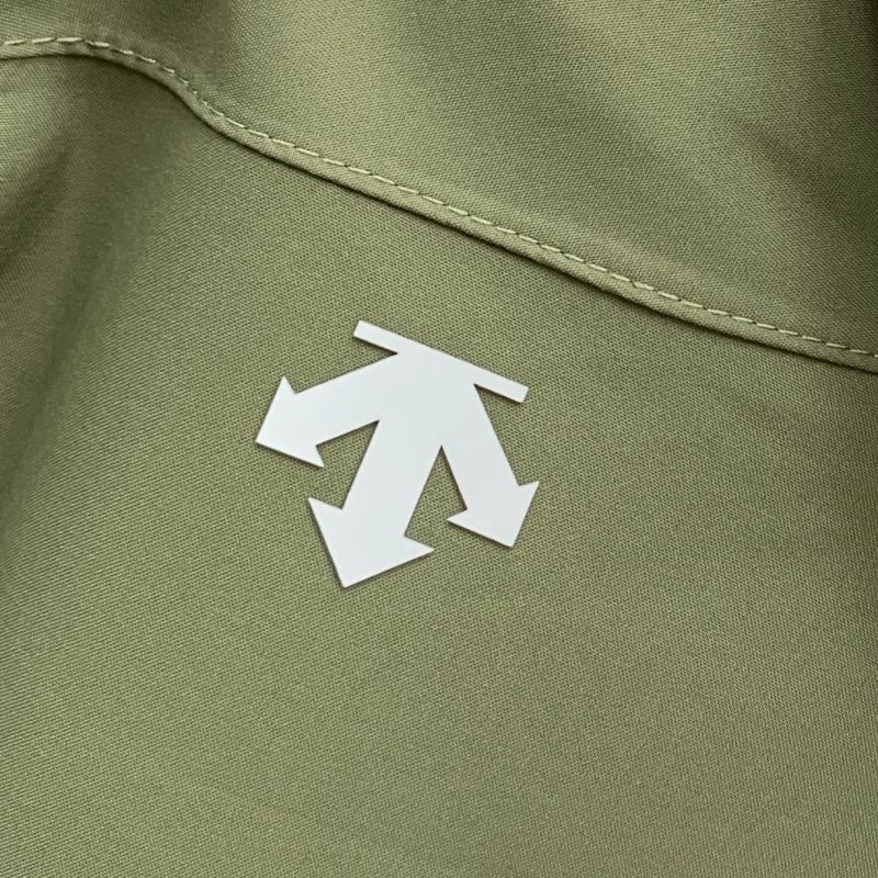 Genuine Descente Outwear
