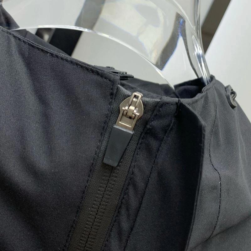 Discounted Descente Outwear