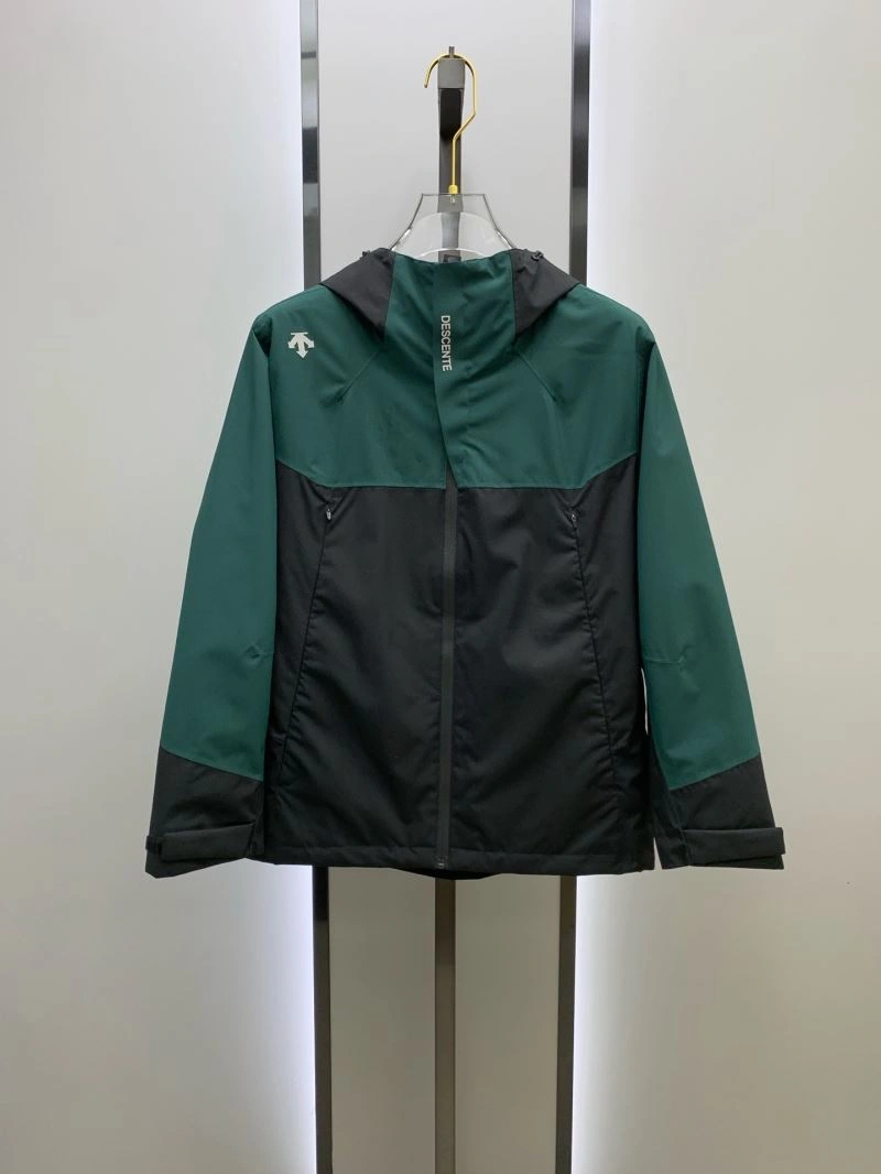 Descente Outwear