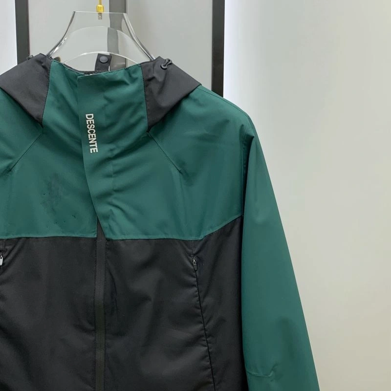 Authentic Descente Outwear
