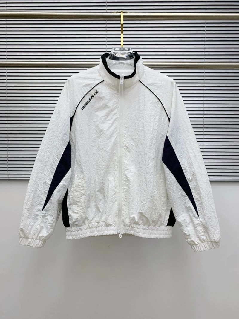 Descente Outwear