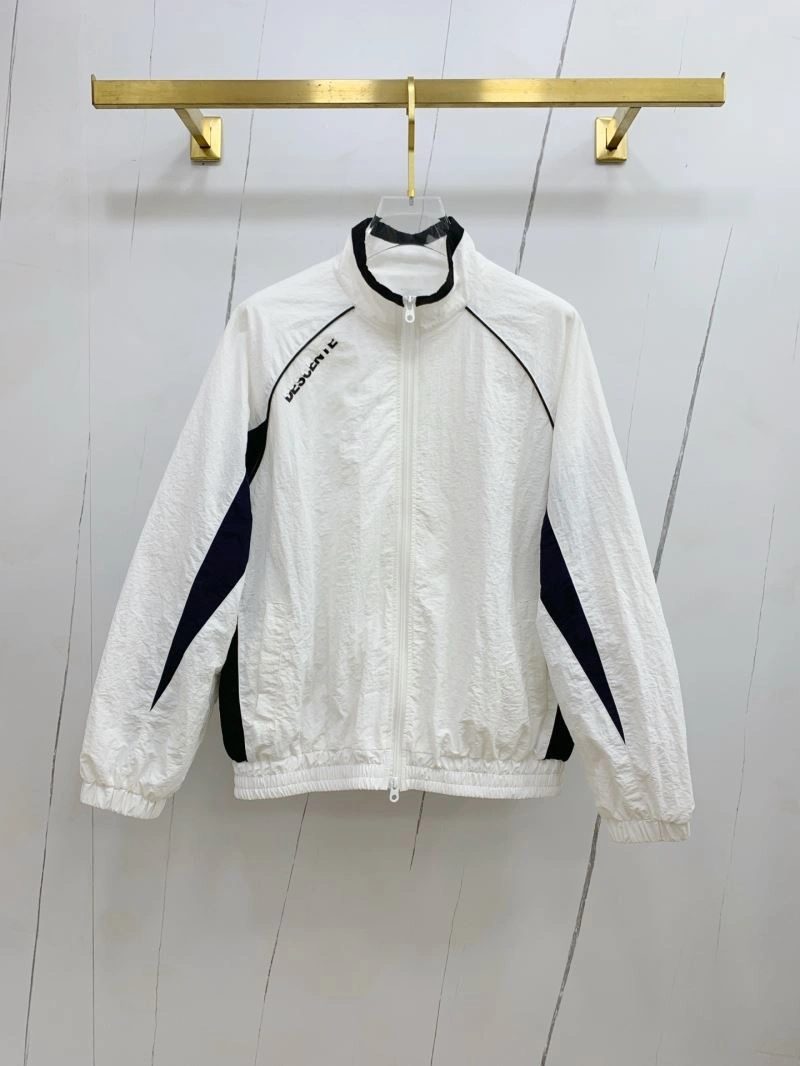 Descente Outwear