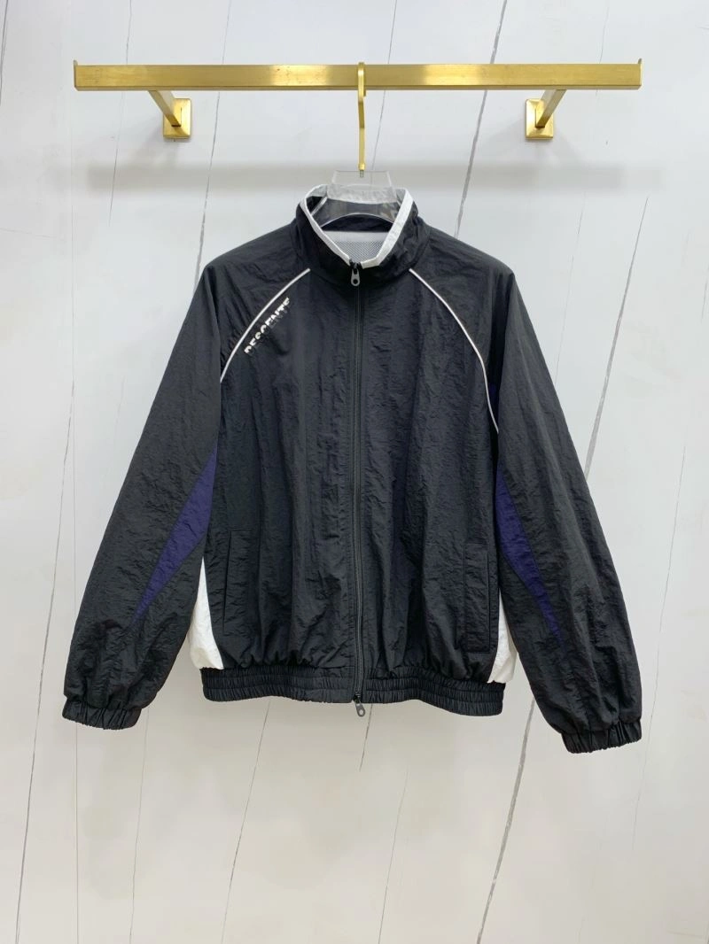 Descente Outwear