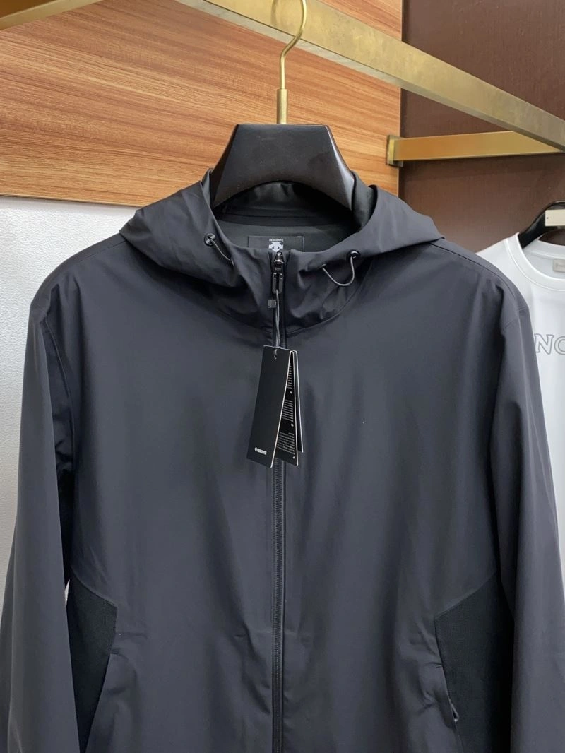 Factory-made Descente Outwear