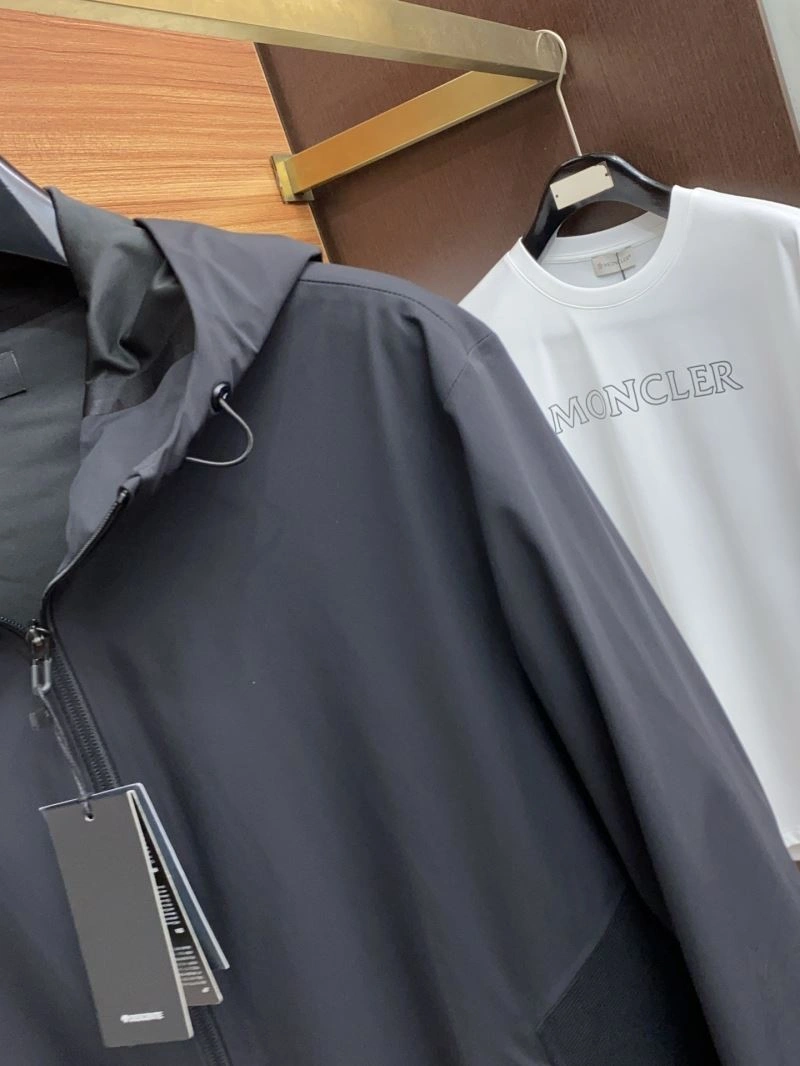 Factory-made Descente Outwear