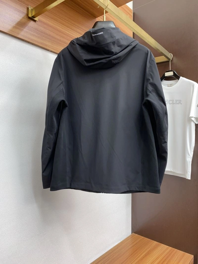 Factory-made Descente Outwear